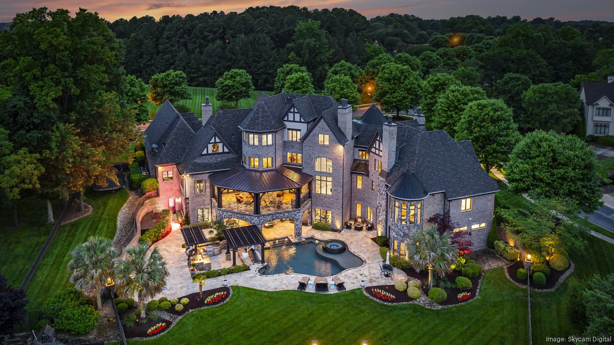 Look Inside Million Dollar Homes