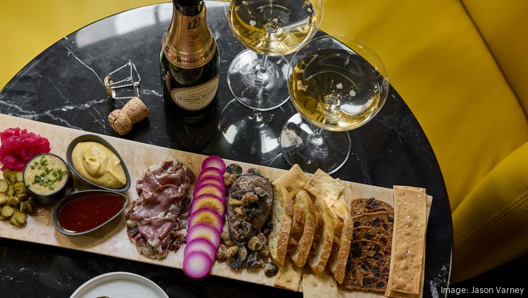 2 new Philadelphia bars are among Esquire's best in America ...