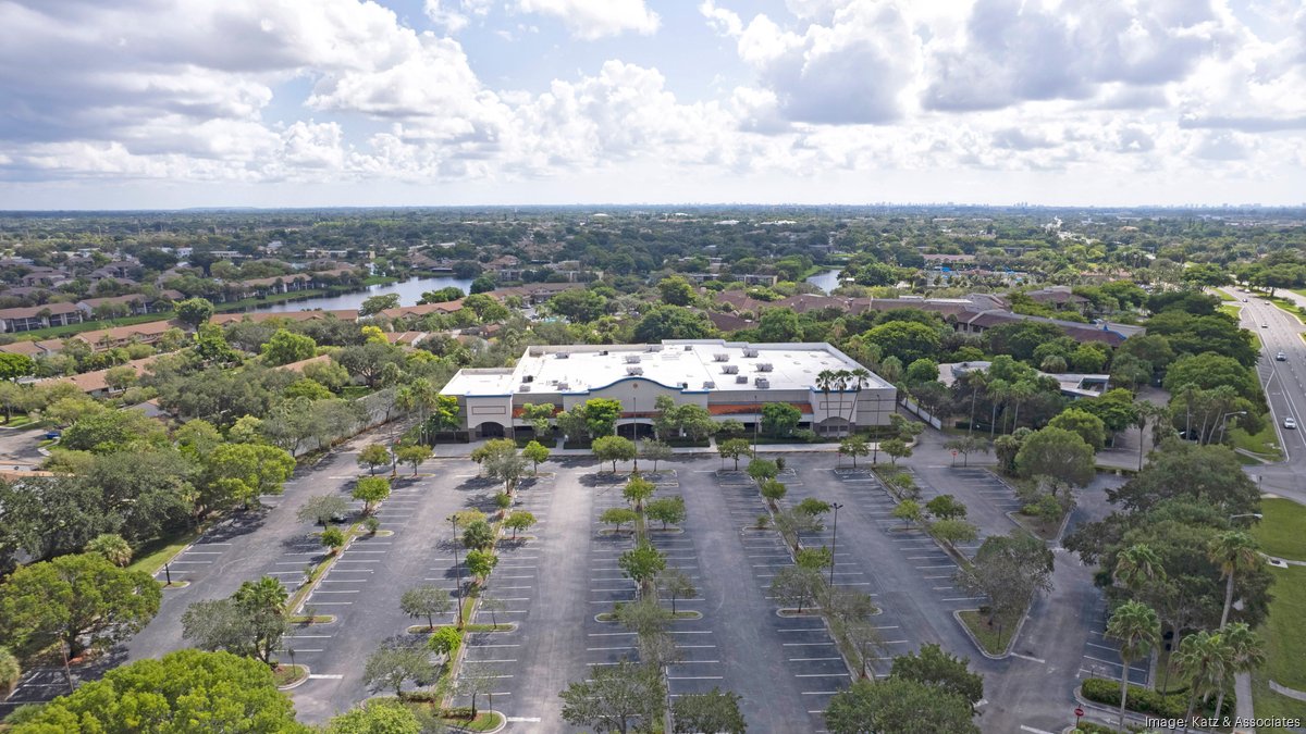 Crunch Fitness to open 53,000-square-foot location in Sunrise - South ...