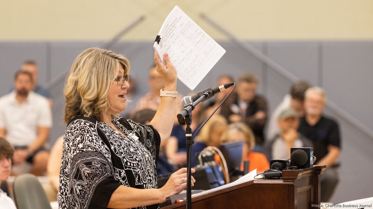 Contested Lagoona Bay project in Huntersville moves to planning board ...