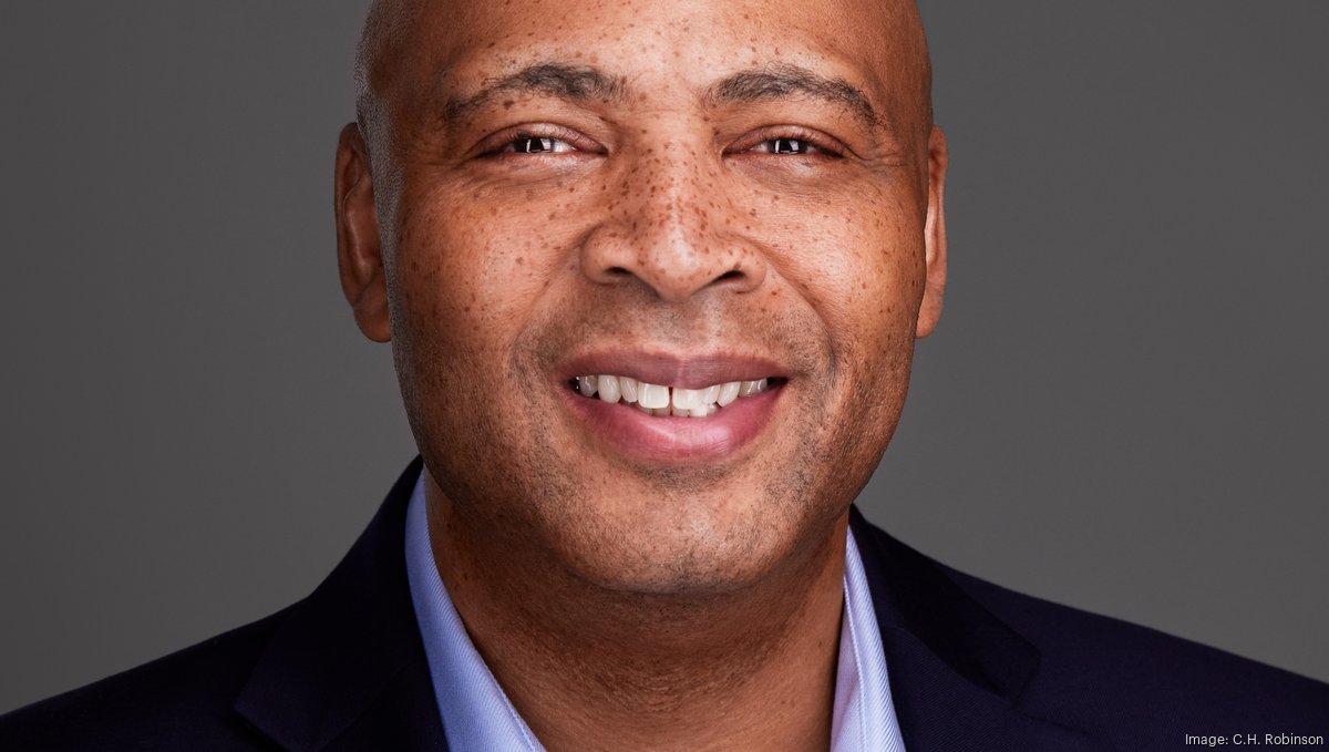 New C.H. Robinson CEO pay package tops $20M in salary, stock ...