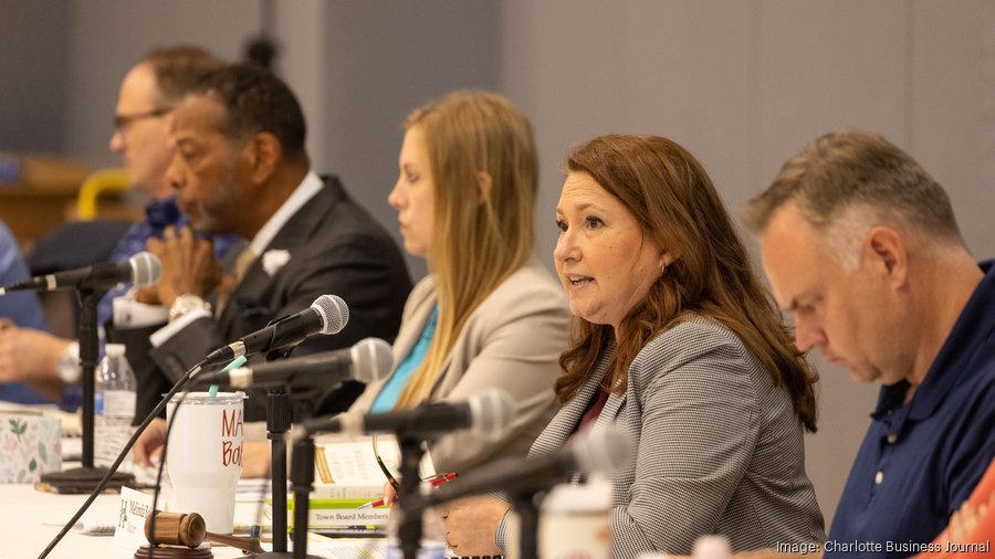 Contested Lagoona Bay project in Huntersville moves to planning board ...