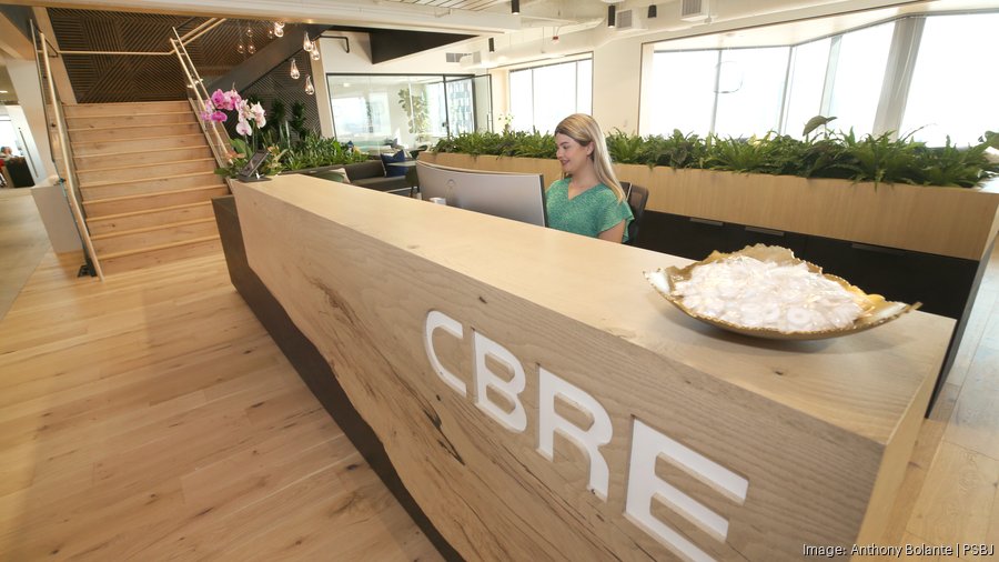 CBRE's pricey new Seattle office lifts curtain on hybrid work (Photos ...
