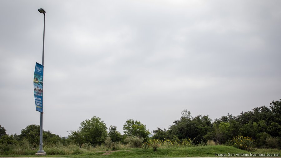 Dallas firms look near SeaWorld for apartment projects - San Antonio ...