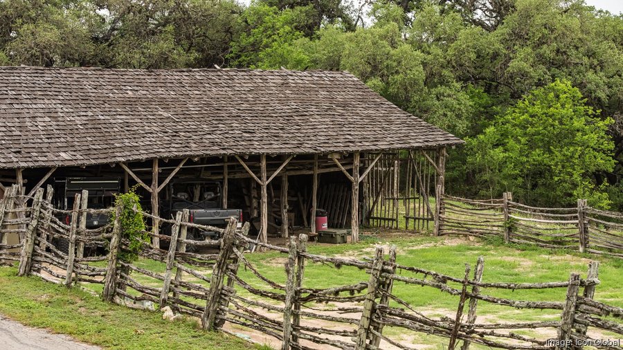 Texas Hill Country ranch hits market for $79.9 million (Photo tour ...