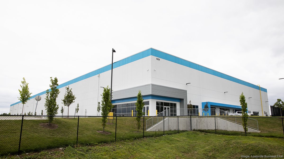 How Amazon is using its Louisville distribution centers - Louisville ...