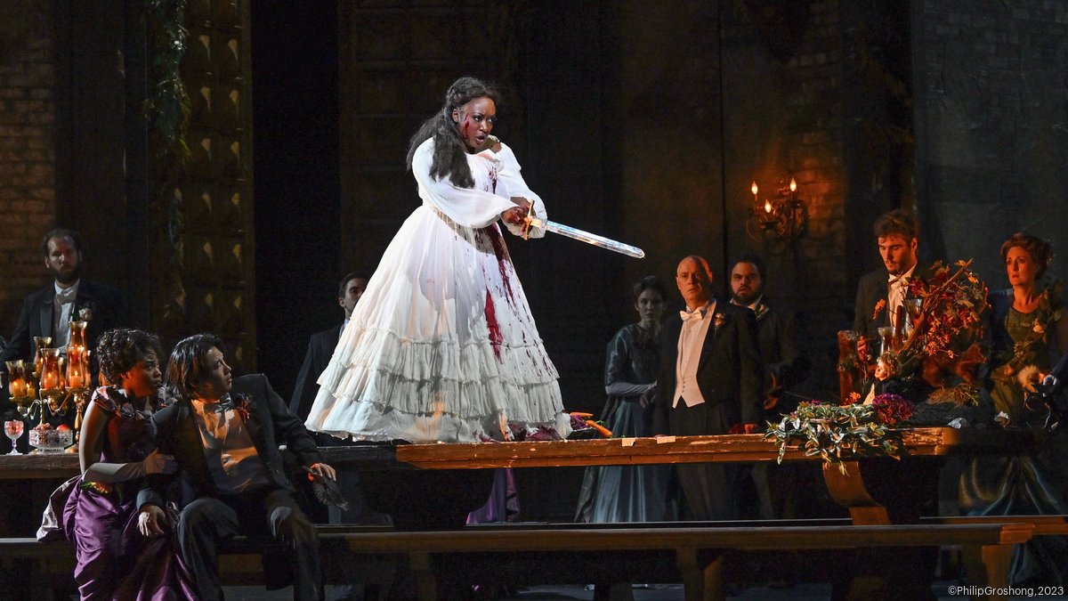 CCM graduate Raven McMillon soars as Lucia in Cincinnati Opera’s ‘Lucia ...