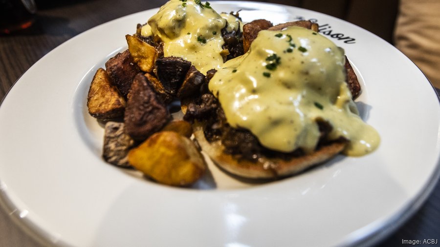 First look at The Edison neighborhood grill in former Wahlburgers space ...