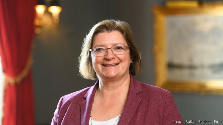 Women in finance say it's easier to reach the top, but challenges ...