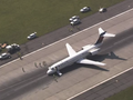 Delta Air Lines flight arrives at CLT without working landing gear ...