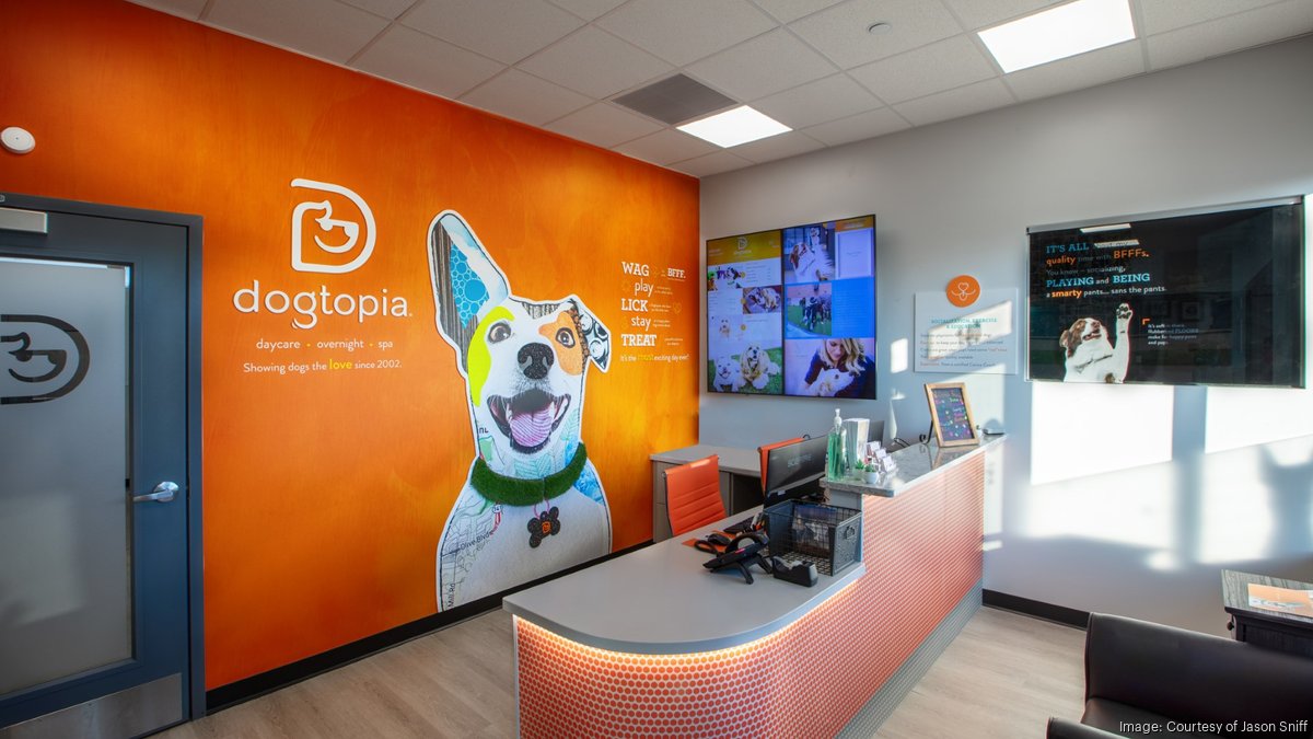 Dog daycare, overnight boarding and spa franchise Dogtopia open in Chesterfield - St. Louis ...