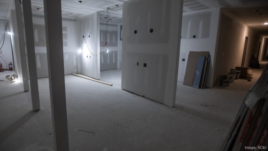 Apartments near Brookfield Square near September finish: Slideshow ...