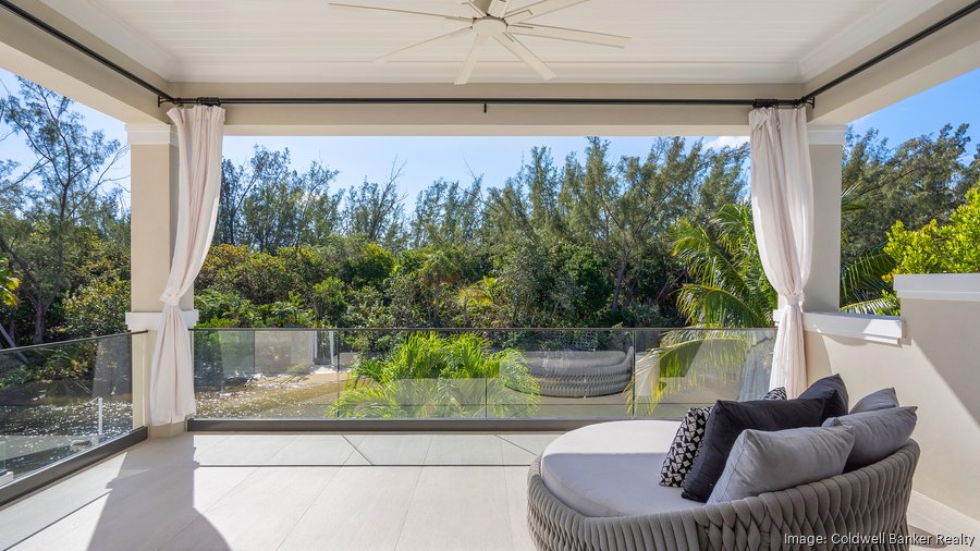 Byron G. Haseotes Jr of Cumberland Farms sells Boca Raton home - South ...