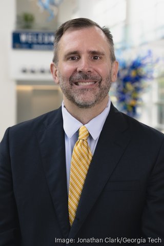 Atlanta executive courses use headlines to teach professionals ...