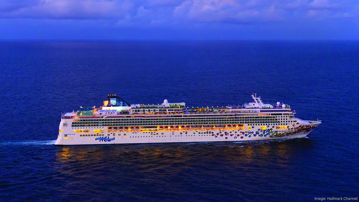 Hallmark Channel announces Christmas countdown cruise on Norwegian line ...