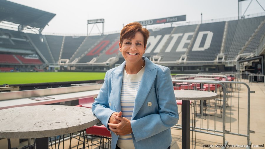 Live Wire's Chryssa Zizos hits the field of sports and entertainment ...