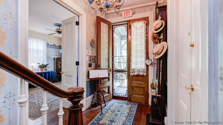 New Hope B&Bs, site of where Washington's army camped, list for $4.95M ...