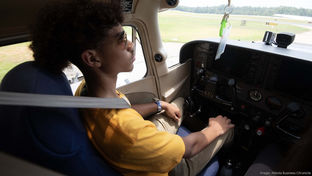 How Delta and other airlines build a pipeline of young, diverse pilots ...
