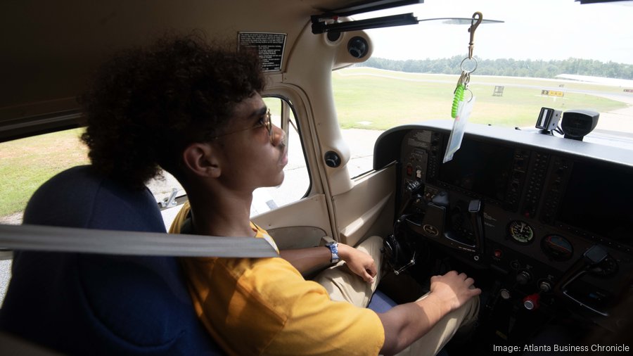 How Delta and other airlines build a pipeline of young, diverse pilots ...