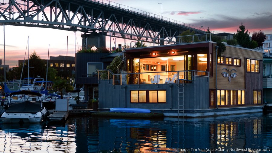 Fabled houseboat in Seattle put up for sale - Puget Sound Business Journal