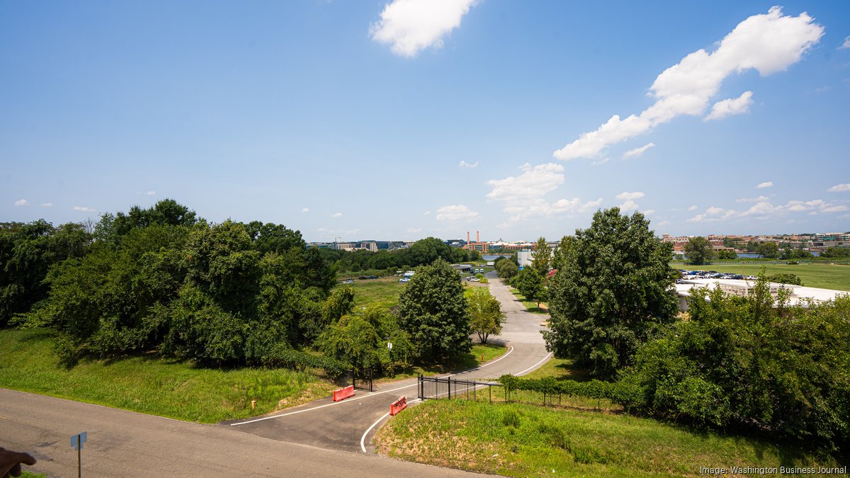 D.C. seeks to gain control of Poplar Point from National Park Service ...