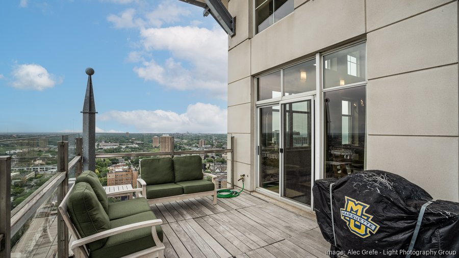 Two-story downtown Milwaukee penthouse condo back on market for $1.47M ...