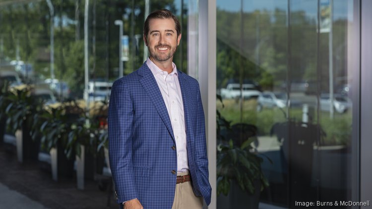 Burns & McDonnell promotes two to senior executive leadership - Kansas ...