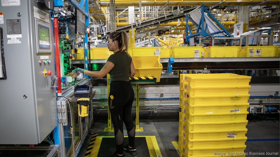 Amazon opens first Robotics Fulfillment Center in San Antonio - San ...