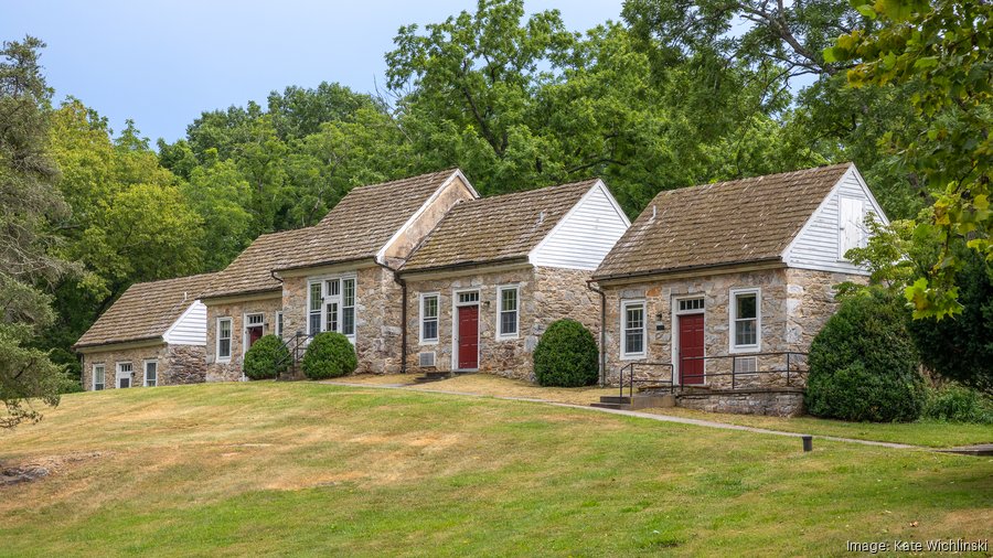 Sotheby's to auction historic Carter Hall near Blue Ridge Mountains ...
