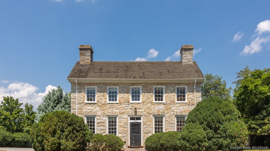 Sotheby's to auction historic Carter Hall near Blue Ridge Mountains ...
