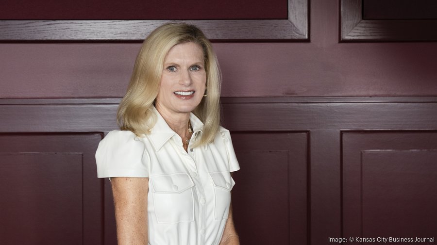 2023 Women Who Mean Business: Heather Bortnick - Kansas City Business ...