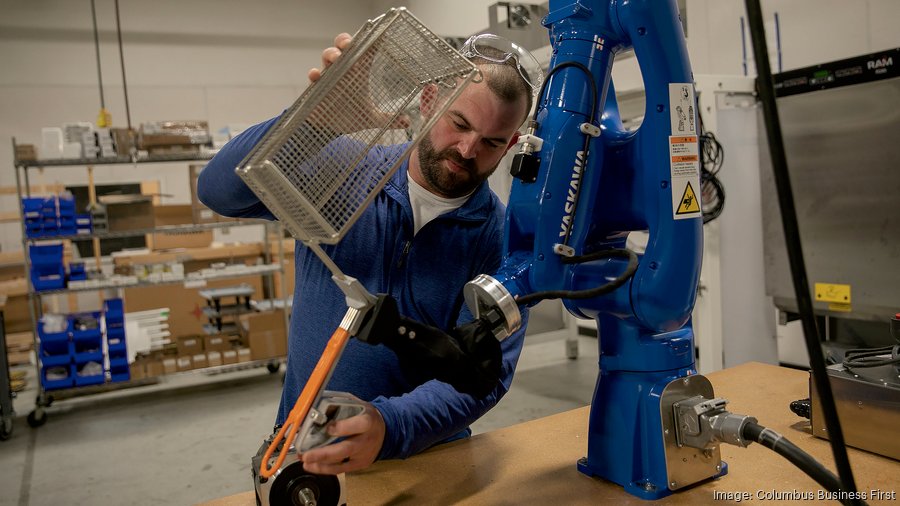 White Castle, Wendy's, Donatos embrace AI and robotics - Columbus ...