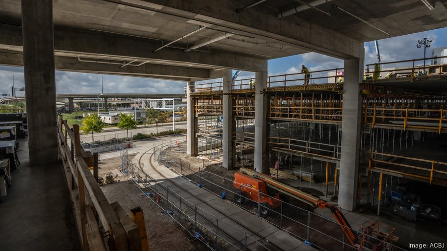 Exclusive look at construction of 44-story Couture on Milwaukee's ...