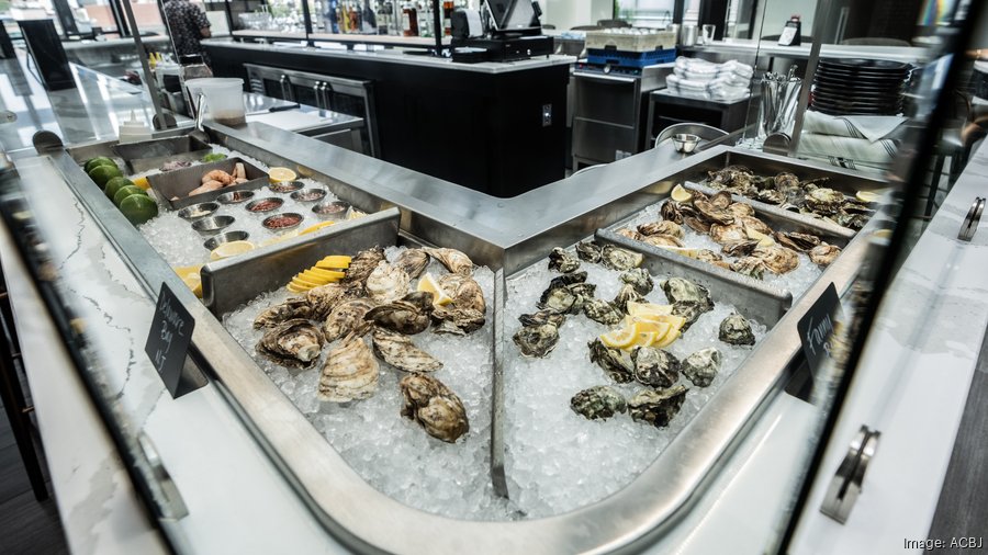 Riverside bar Vault opens at downtown Milwaukee office tower: Slideshow ...