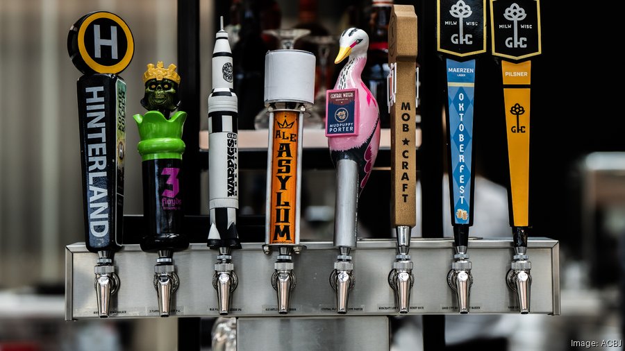 Riverside bar Vault opens at downtown Milwaukee office tower: Slideshow ...