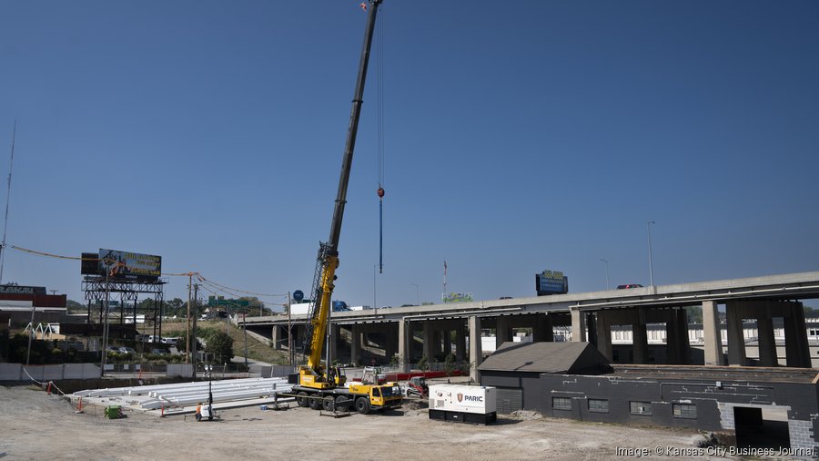 Pennway Point construction kicks off with 150-foot Ferris wheel ...