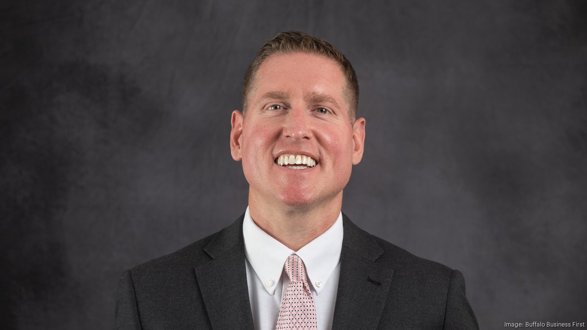 Michael Lee of Evergreen Health named a Buffalo Business First C-Level ...