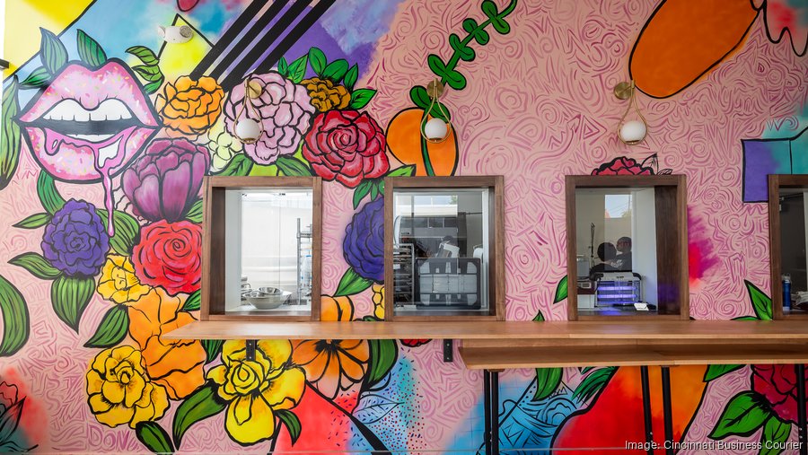 Hoity Toity Donut readies for its grand opening. Take a peak inside ...