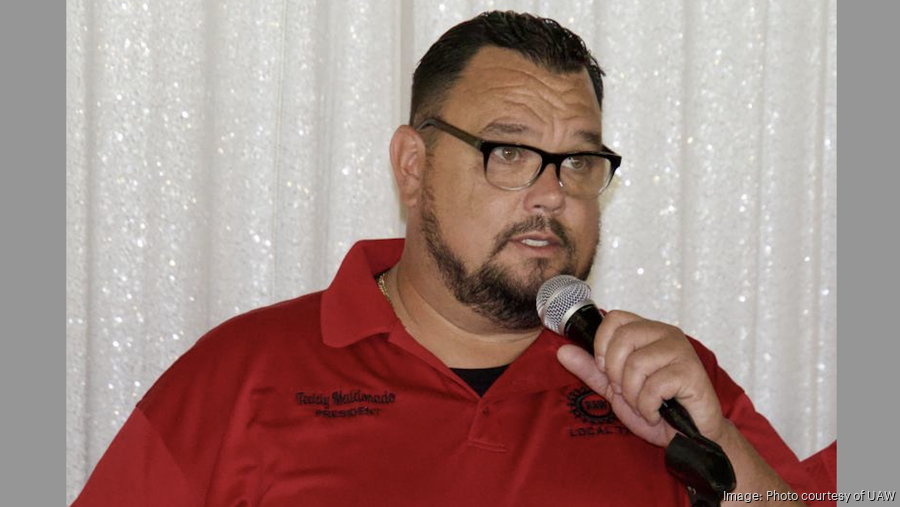 Local UAW leaders prepare for potential strike at Ford and General ...