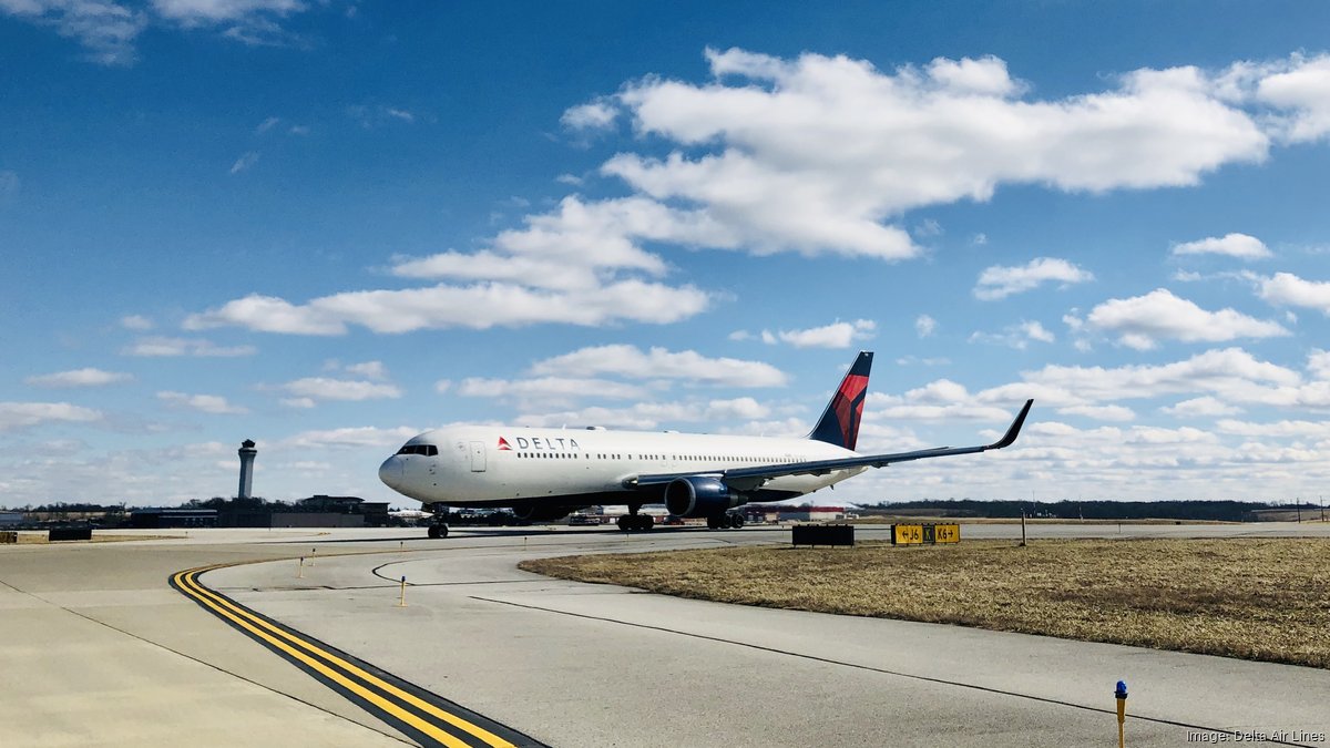 Delta Air Lines, CVG's largest carrier, increases bag fees - Cincinnati ...