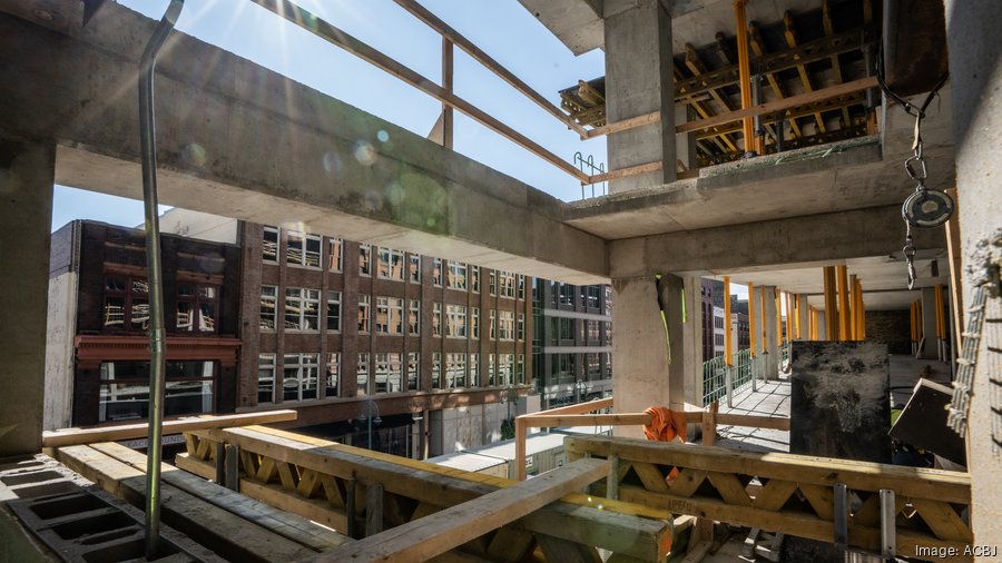 Exclusive look at construction of 31-story luxury apartment tower in ...