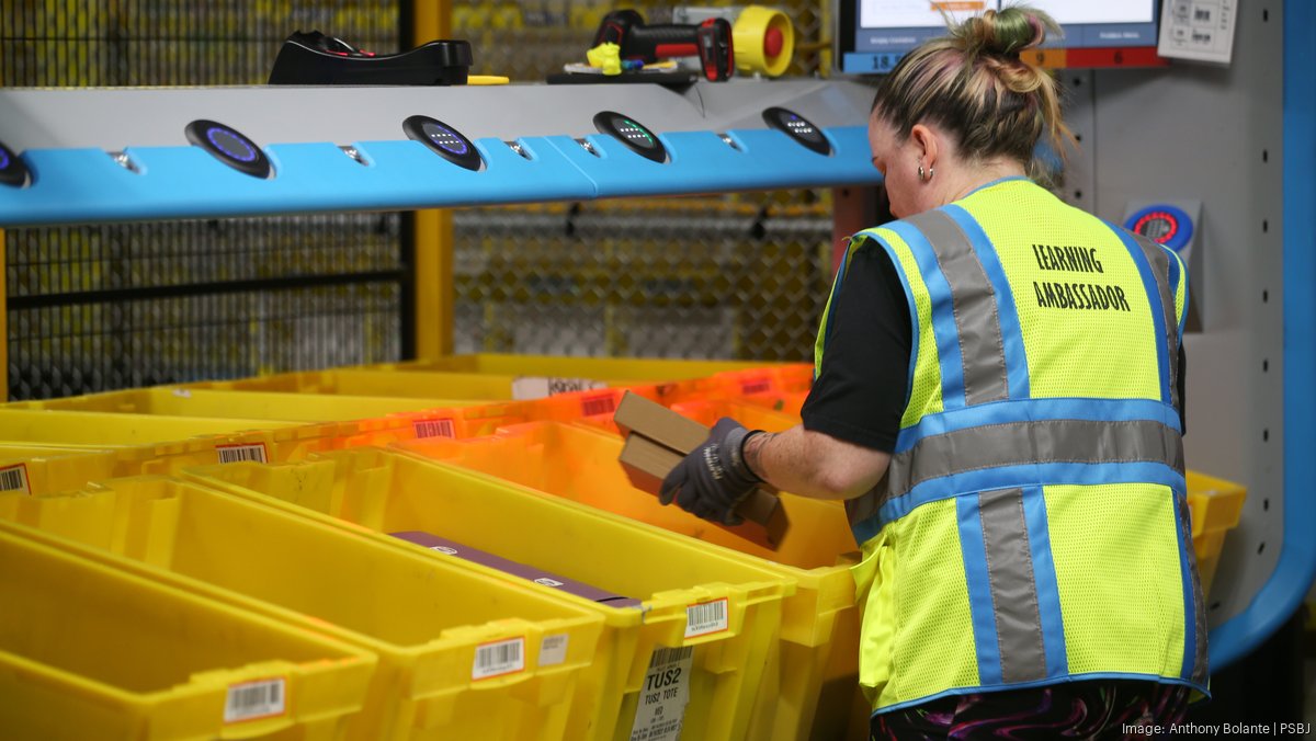 Amazon to boost seasonal hiring in Washington state this year - Puget ...