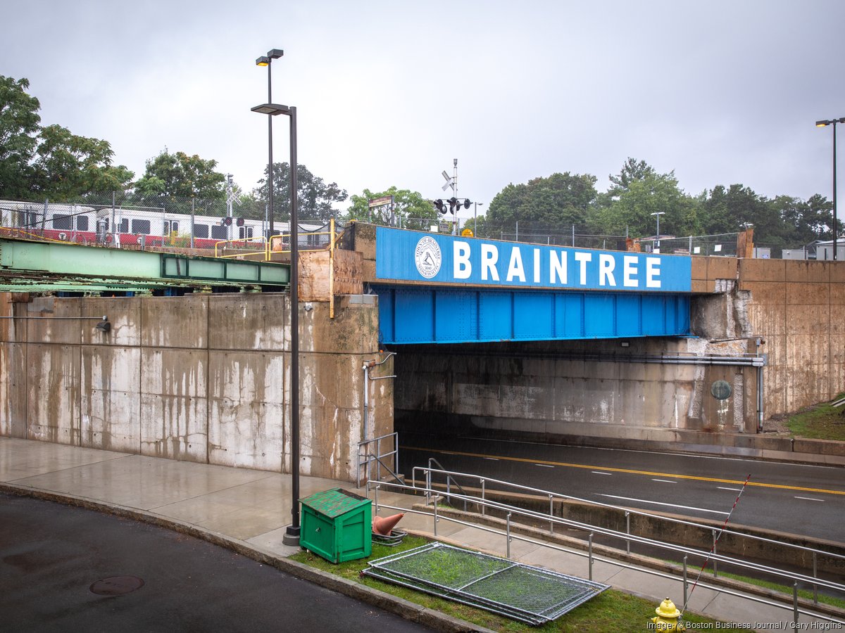 Braintree Mbta Station