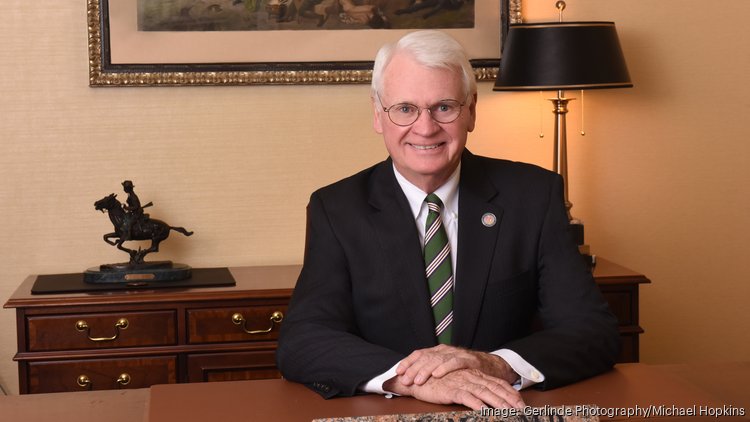 George Hanbury to step down as Nova Southeastern University president ...