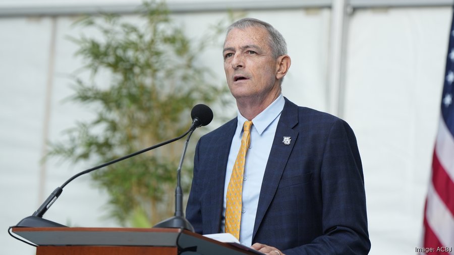 Marquette University president Michael Lovell dies three years after ...