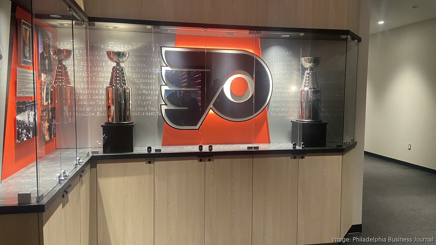 Flyers' new locker room unveiled as $400M arena overhaul nears finish ...
