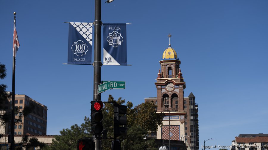 Ray Washburne, Highland Park Village owners buy Kansas City's Country ...