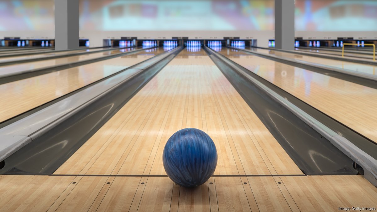 Terrace Realty buys shuttered Circle B bowling alley in Cedarburg ...