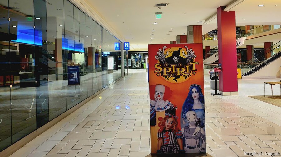 How Spirit Halloween can be a welcome treat for malls - Minneapolis ...