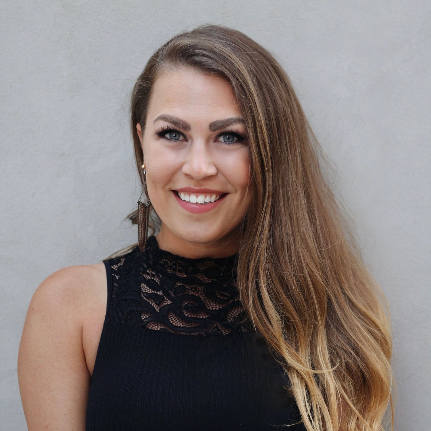 April Harrington's Instagram, Twitter & Facebook on IDCrawl